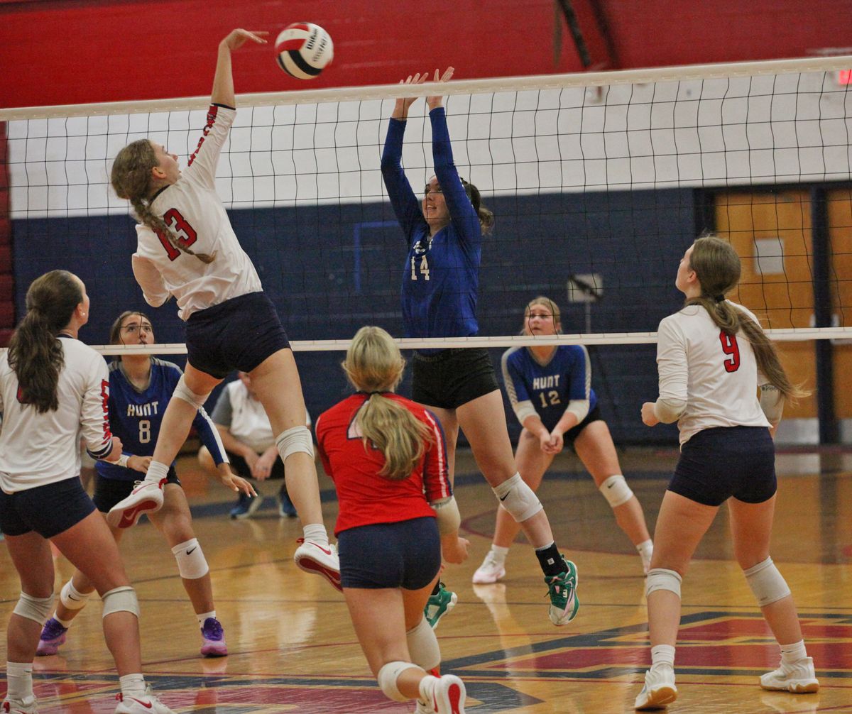 Southern Nash overcomes 1st loss, beats Hunt to clinch Big E...