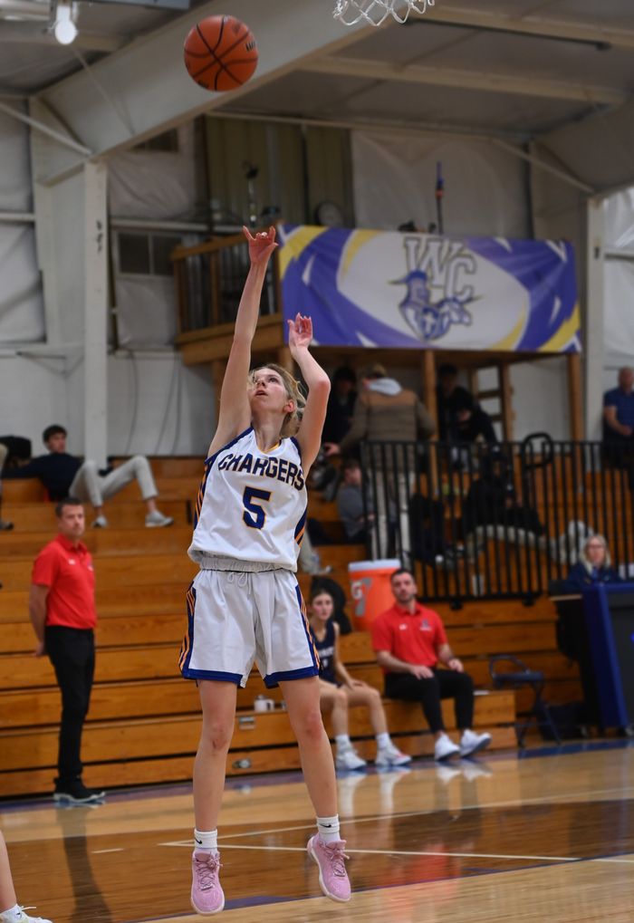 Lady Chargers fade in 4th vs. Patriots, 37-29