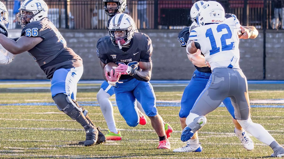 Parrish, Bulldogs pound past Chowan 28-21