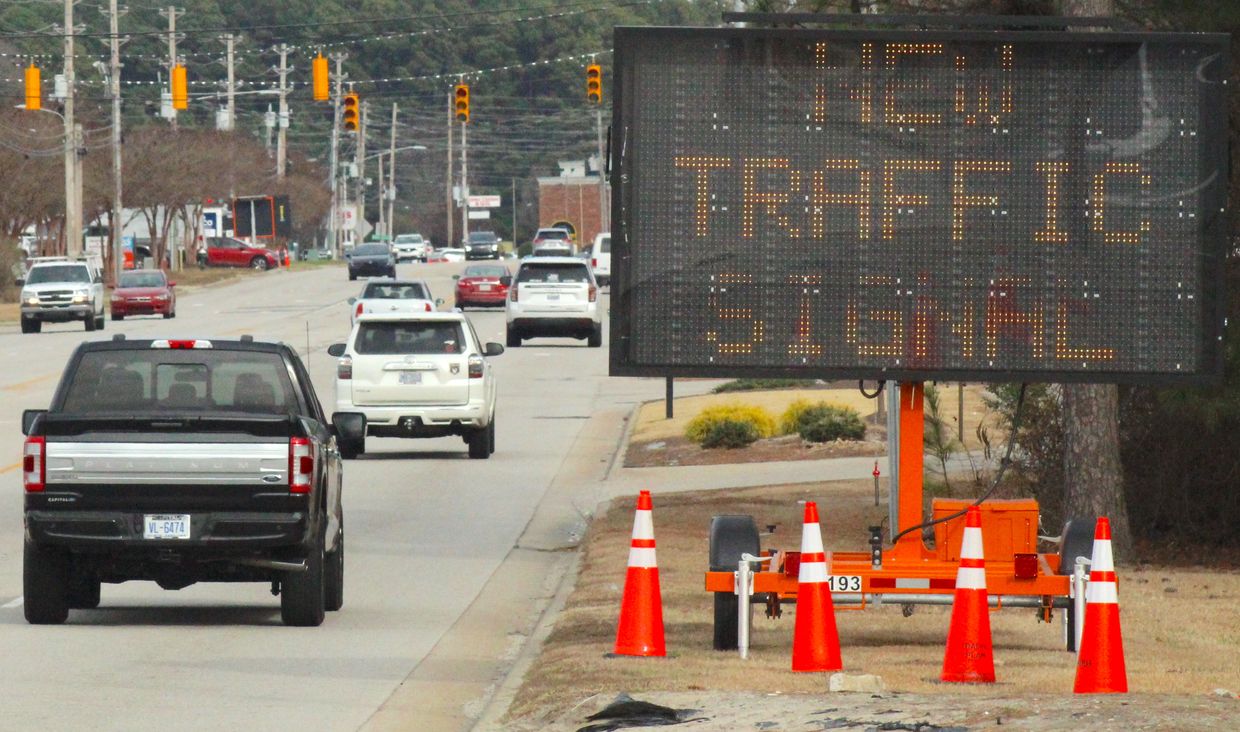 New traffic signal's launch delayed to next week