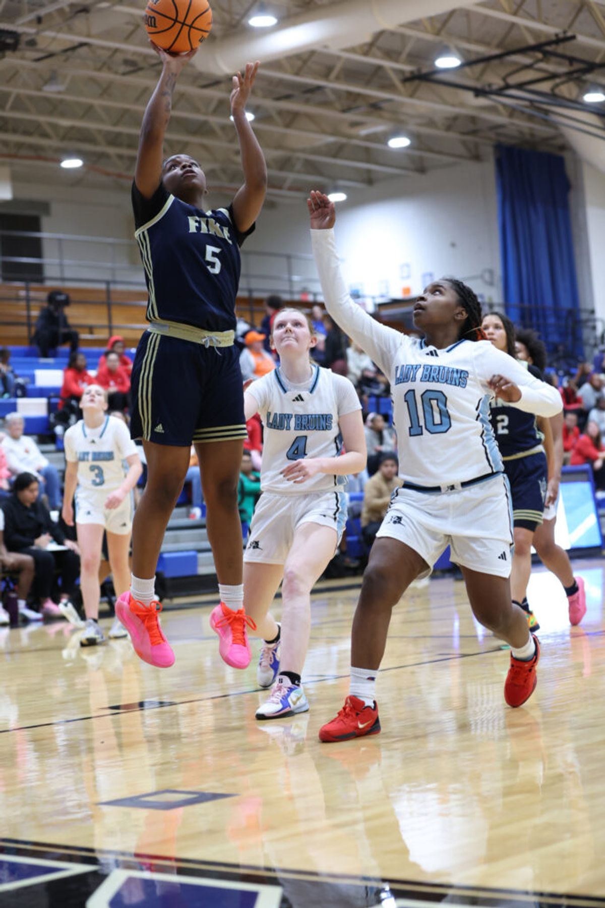 Fike girls set tourney mark in 3rd romp over Bruins