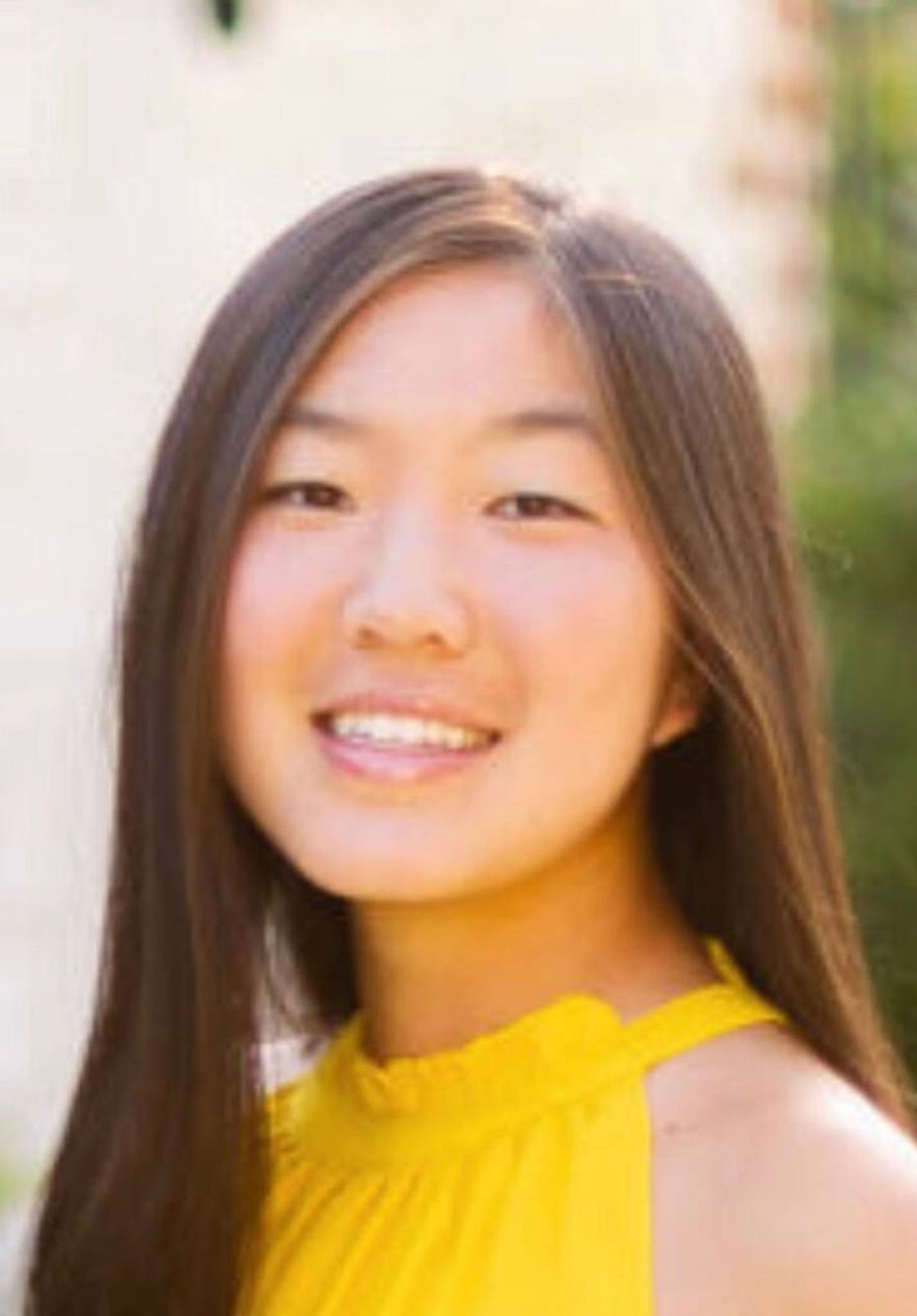 Farris & Thomas Law Attorneys Student-Athlete of the Week: Luisa Lee,