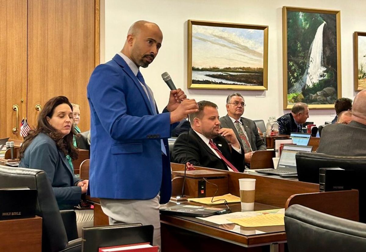 NC House advances embalming fluid control bill