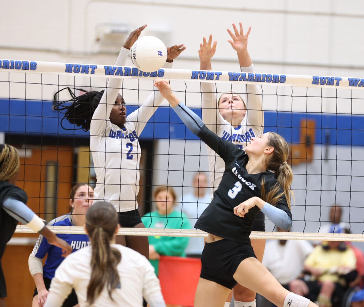 Warriors clip Falcons in 5 to cap winning week