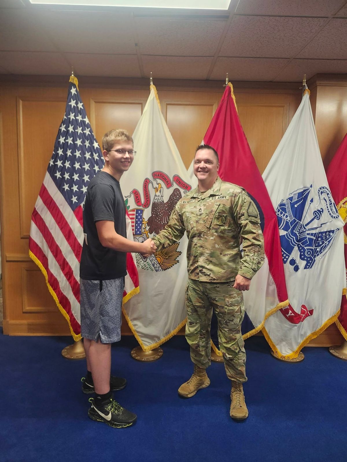 Two Area High School Seniors Enlist in Missouri Army Nationa...