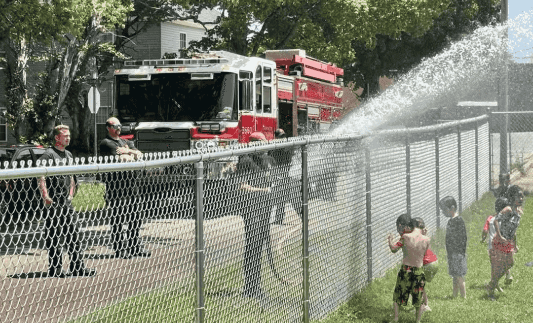 Farmington Fire Department Helps Students Cool Off During En...