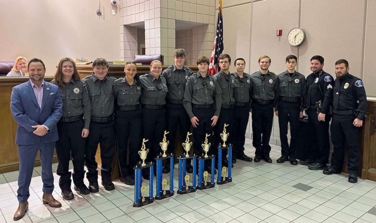 Helena recognizes police explorers at City Council meeting