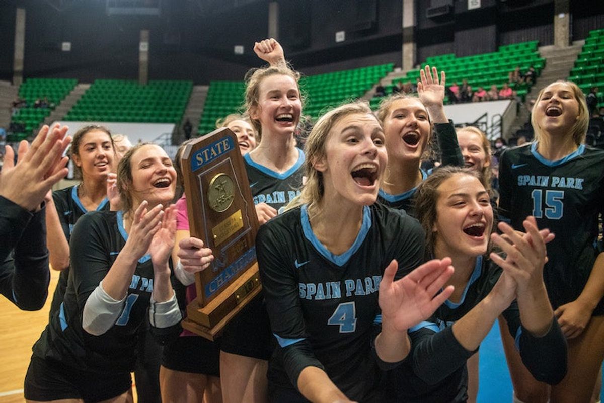 Audrey Rothman earns county's volleyball Player of the Year award