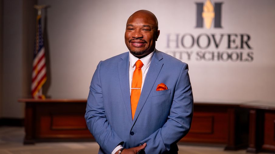 Mathew Epps named coordinator of Riverchase Career Connectio...