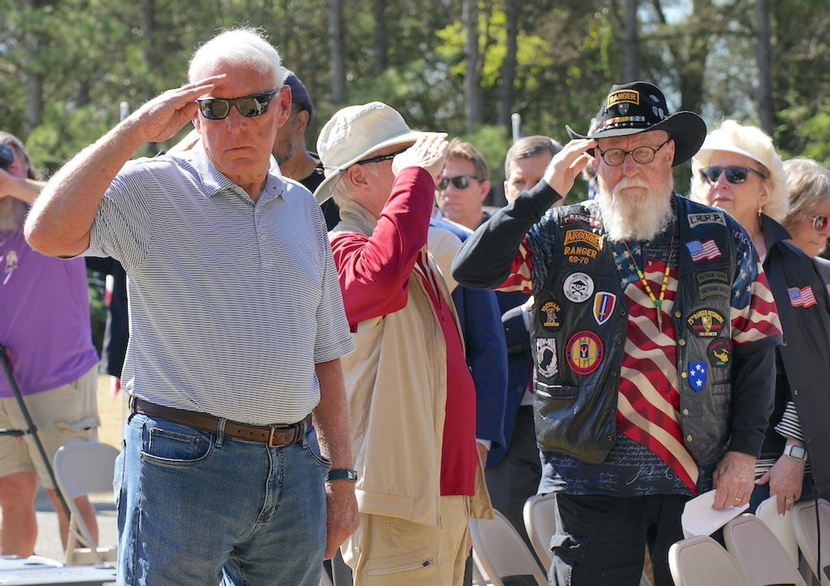 Vietnam veterans honored at Alabama National Cemetery