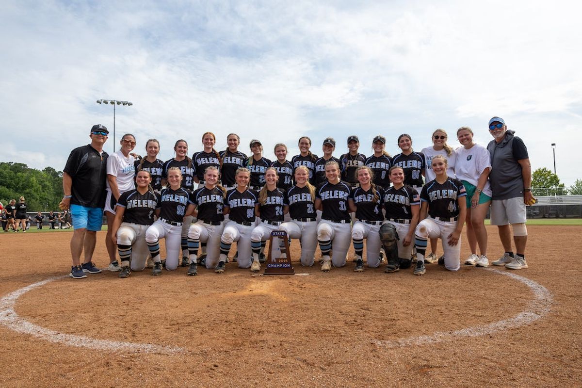 Paws on the blue map: Helena softball wins its first-ever state title ...
