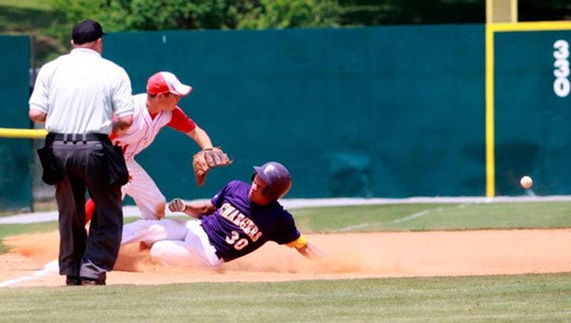 Chargers force game three in title series