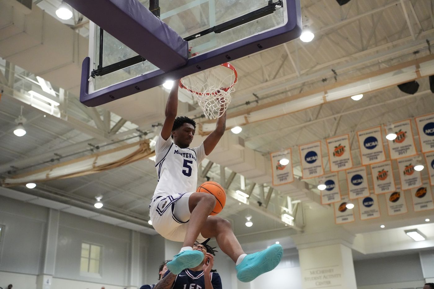 University of Montevallo makes D-II basketball tournament, to face Flo...