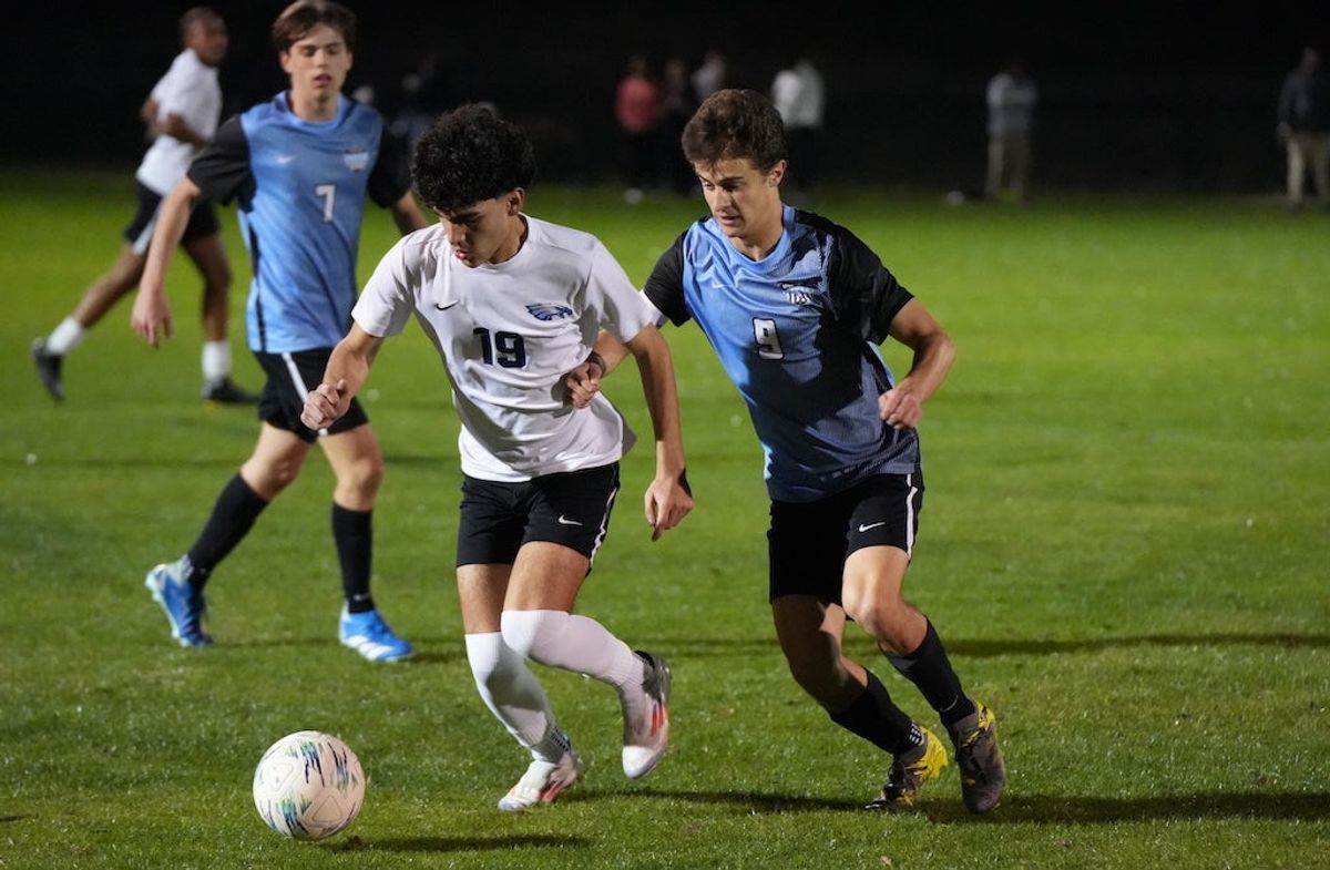 Calera rallies to win area soccer opener as boys, girls down...