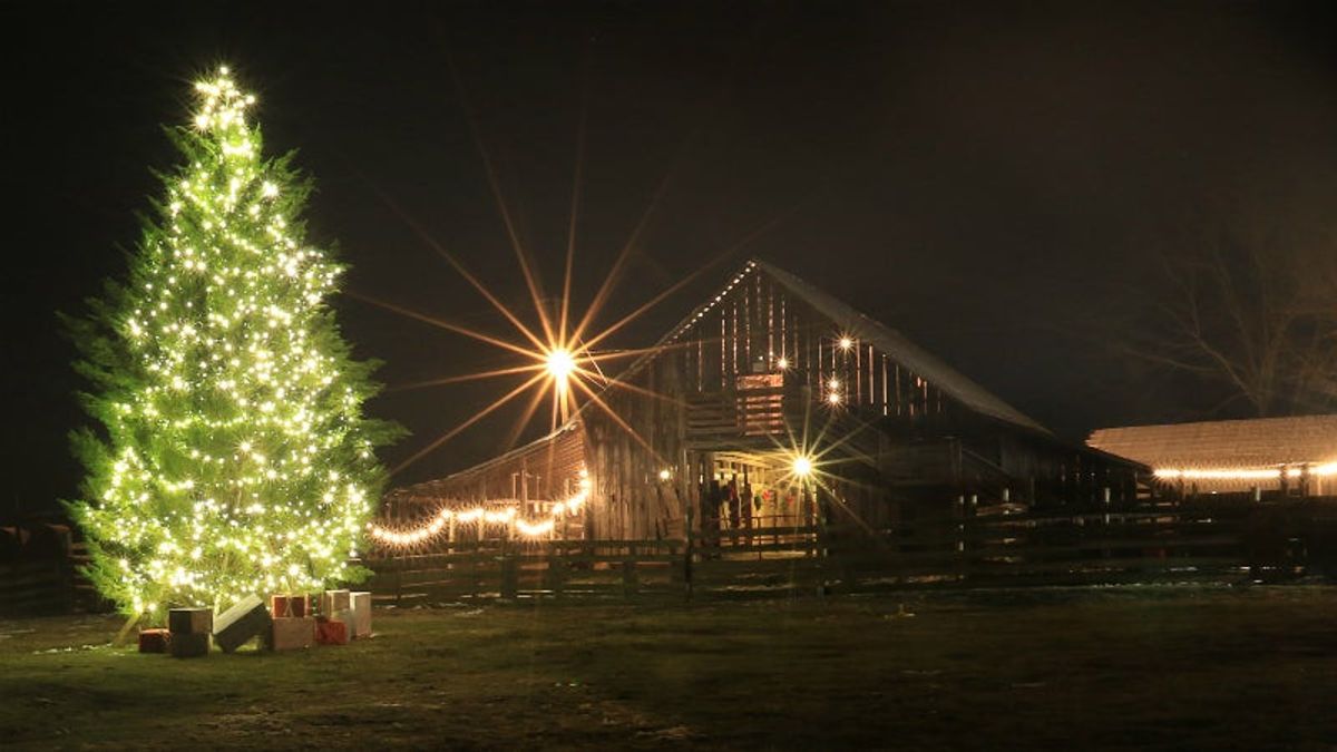 Old Baker Farm prepares for second annual 'Christmas on the ...