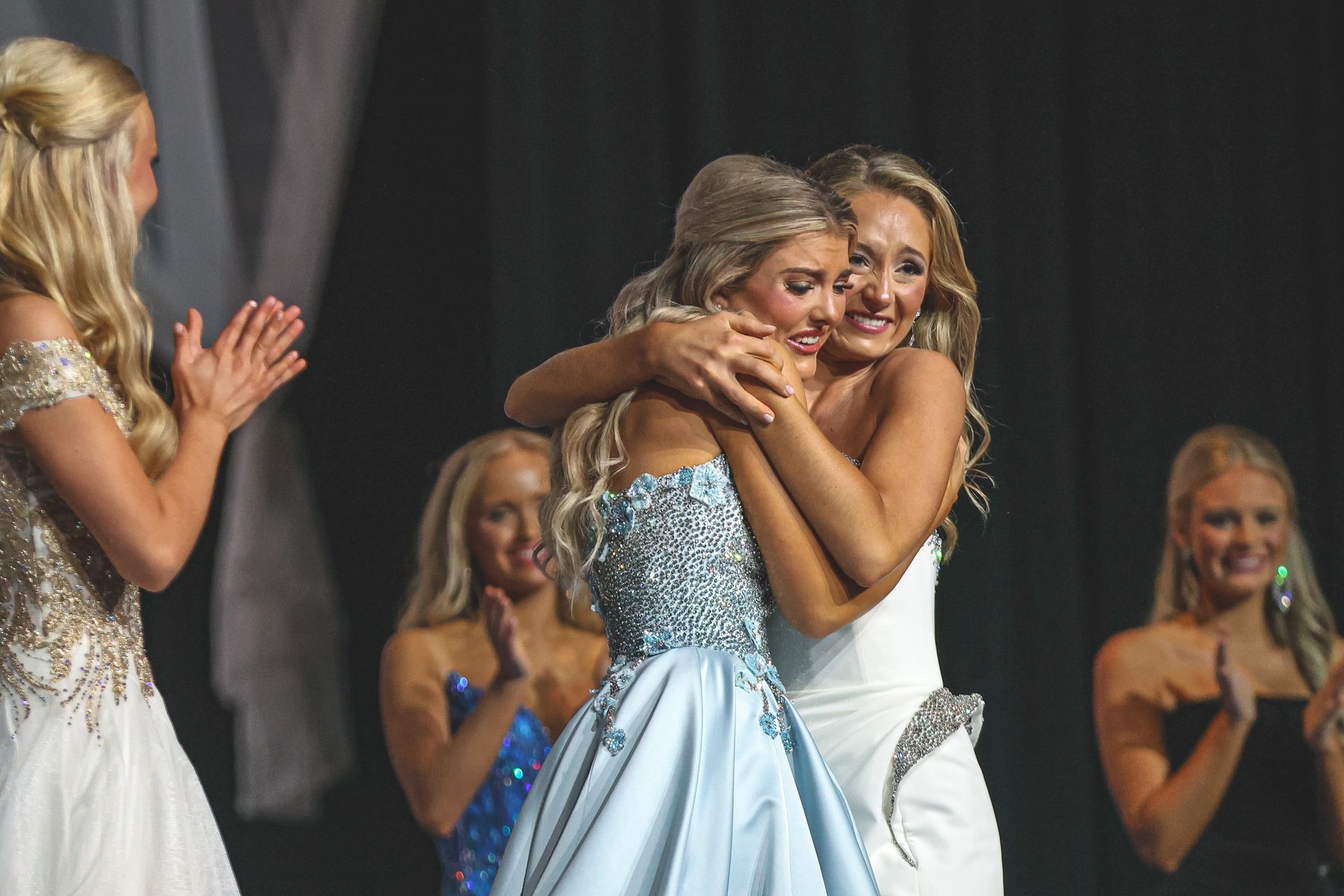 Oak Mountain's Grier Feldman crowned Miss Alabama's Teen 2026