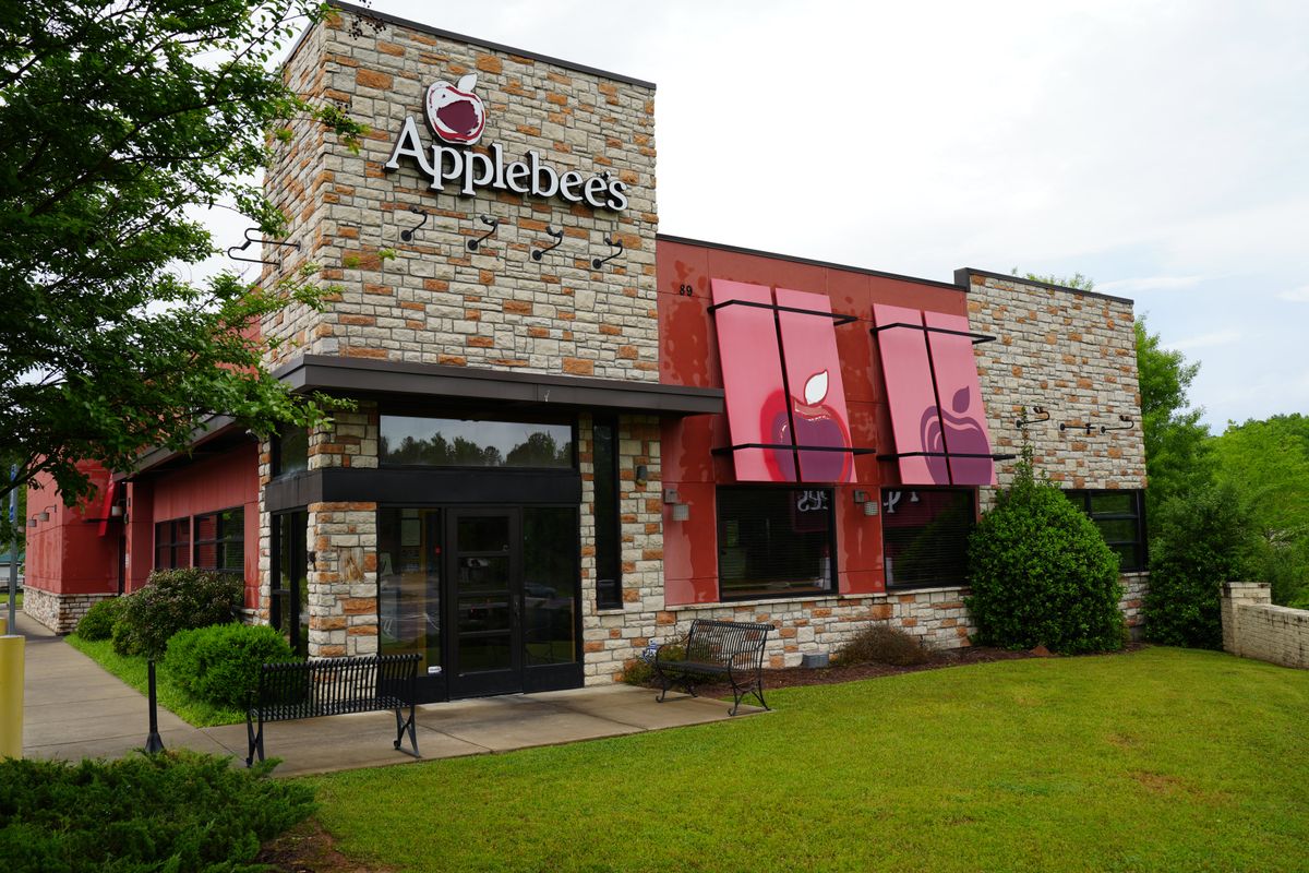 Owner of Zapopan purchases old Applebee's in Chelsea