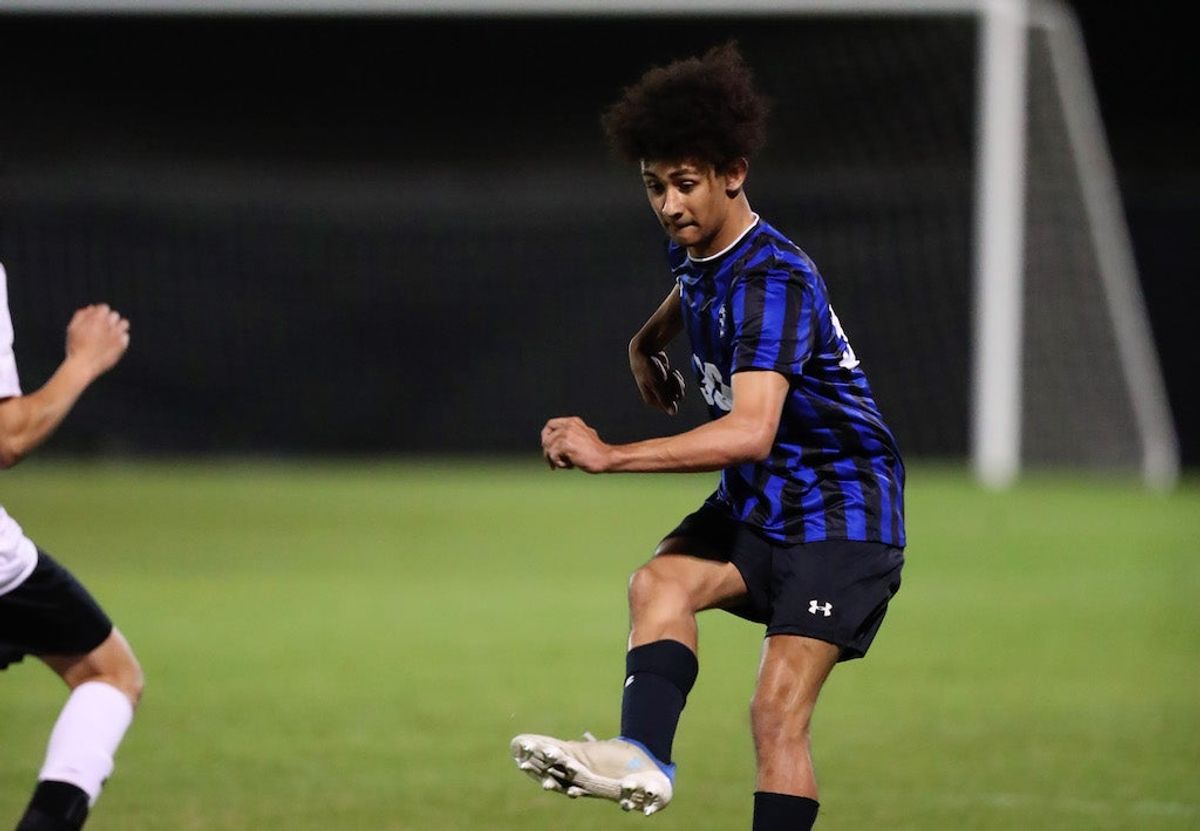 Chelsea rolls to area win over Hewitt-Trussville as Rivera-Miranda net...