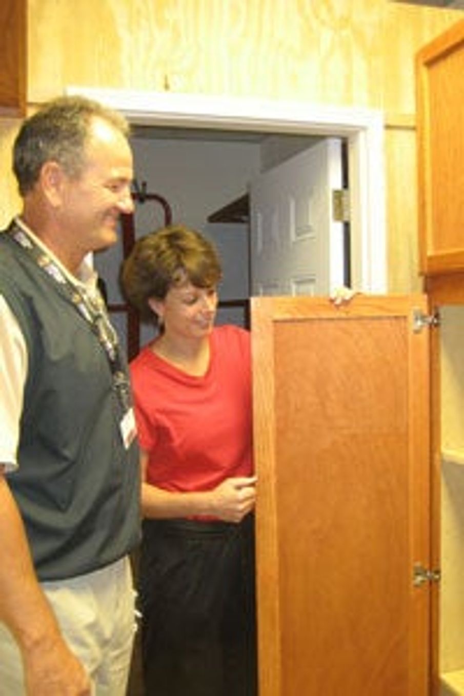 Home Depot helps PHS wrestling