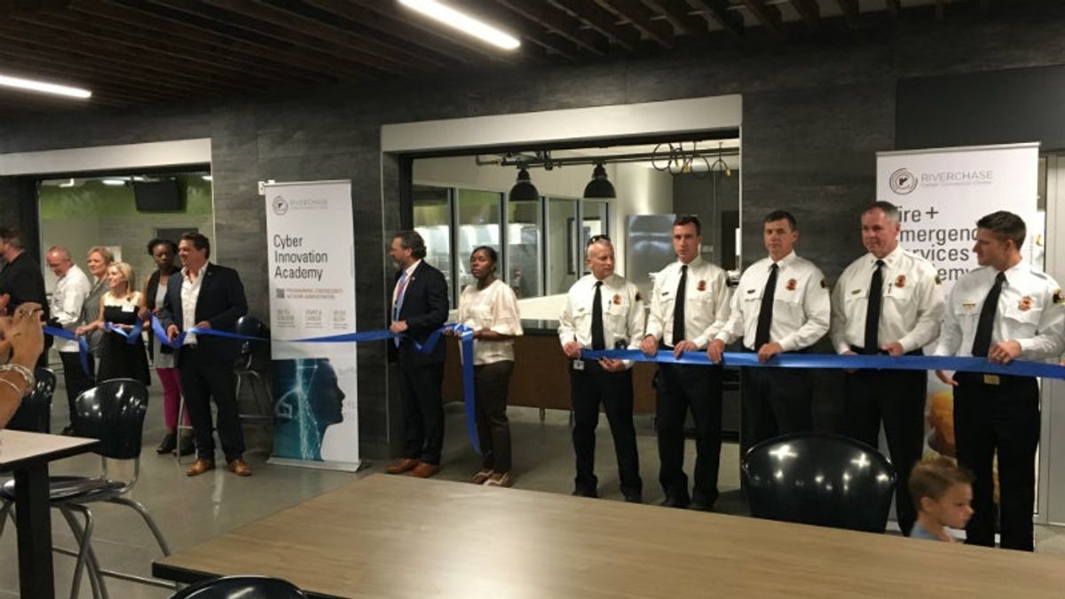 Ribbon cuttings held at Riverchase Career Connection Center