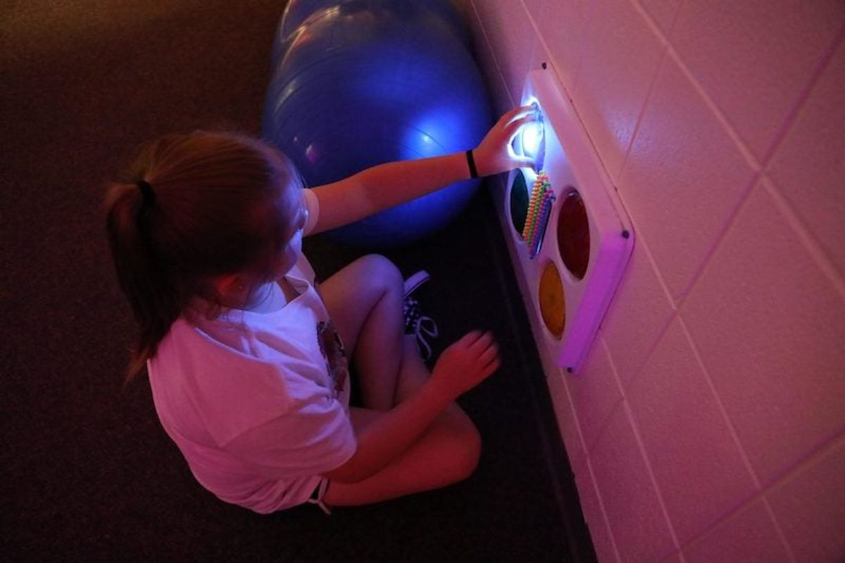OMES holds ribbon cutting for new multisensory room