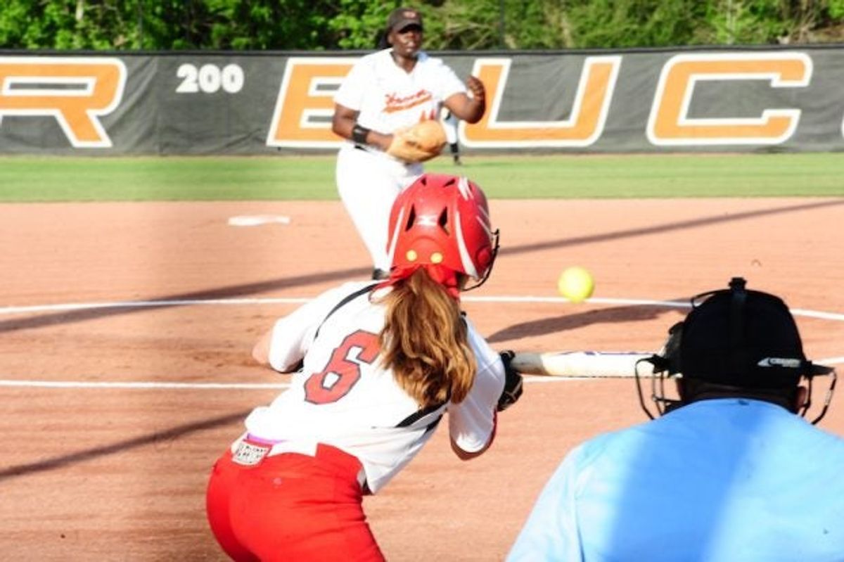 Thompson softball starts season 3-0
