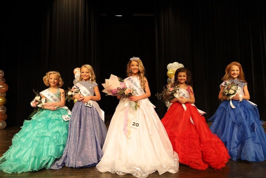 Helena crowns winners of Miss HHS, Little Miss Helena