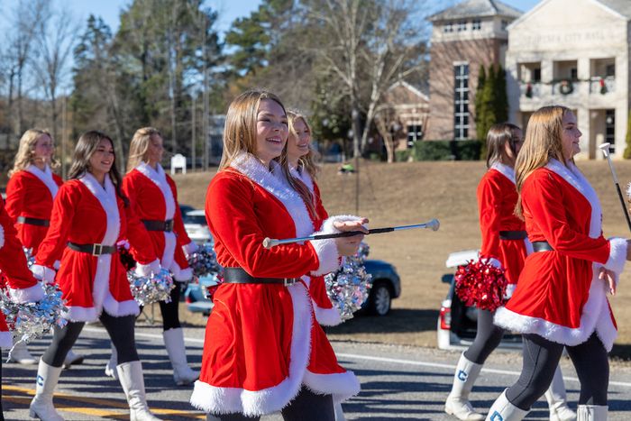 Community spreads Christmas cheer at Chelsea's 26th Christmas parade