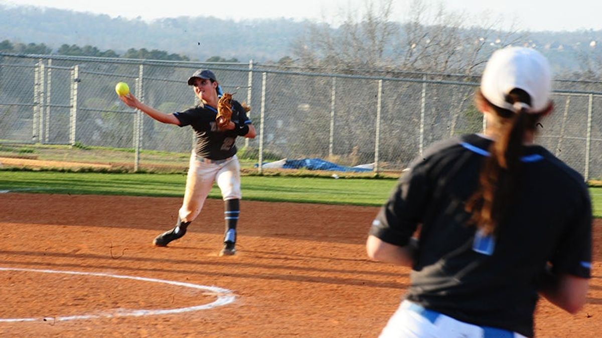 Helena softball shuts out Pelham for first area win
