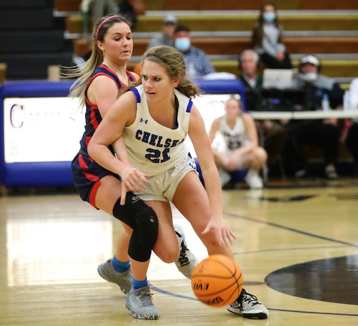 Chelsea girls impress against Homewood, start area play 1-0
