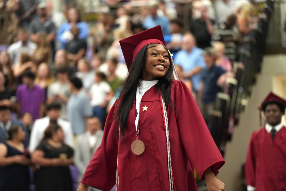 SCHS recognizes class of 2026 at commencement