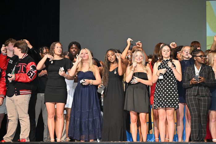 Thompson honors football state champions with ring ceremony