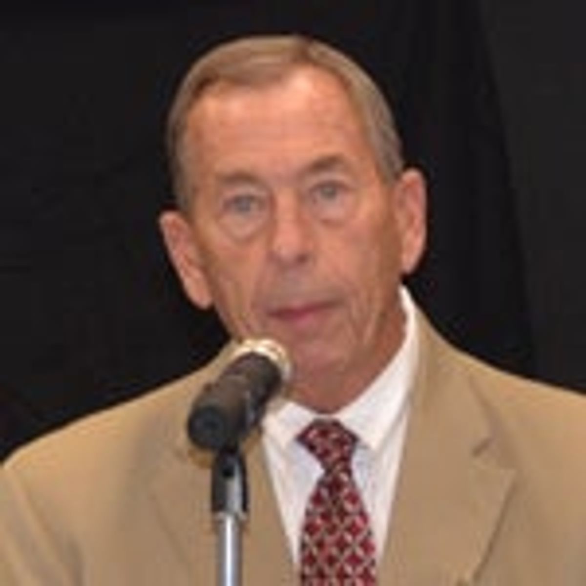 Riggins announces plans to run for Westover mayor position