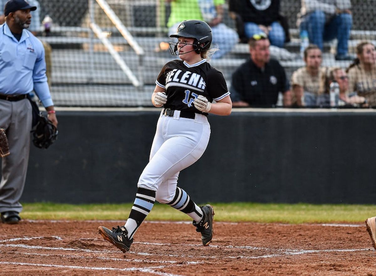 Helena and Chelsea softball finish Hewitt-Trussville tournament 2-2