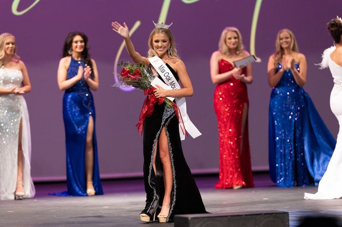 Alana Price, Belle Casey crowned at inaugural Miss Oak Mount...