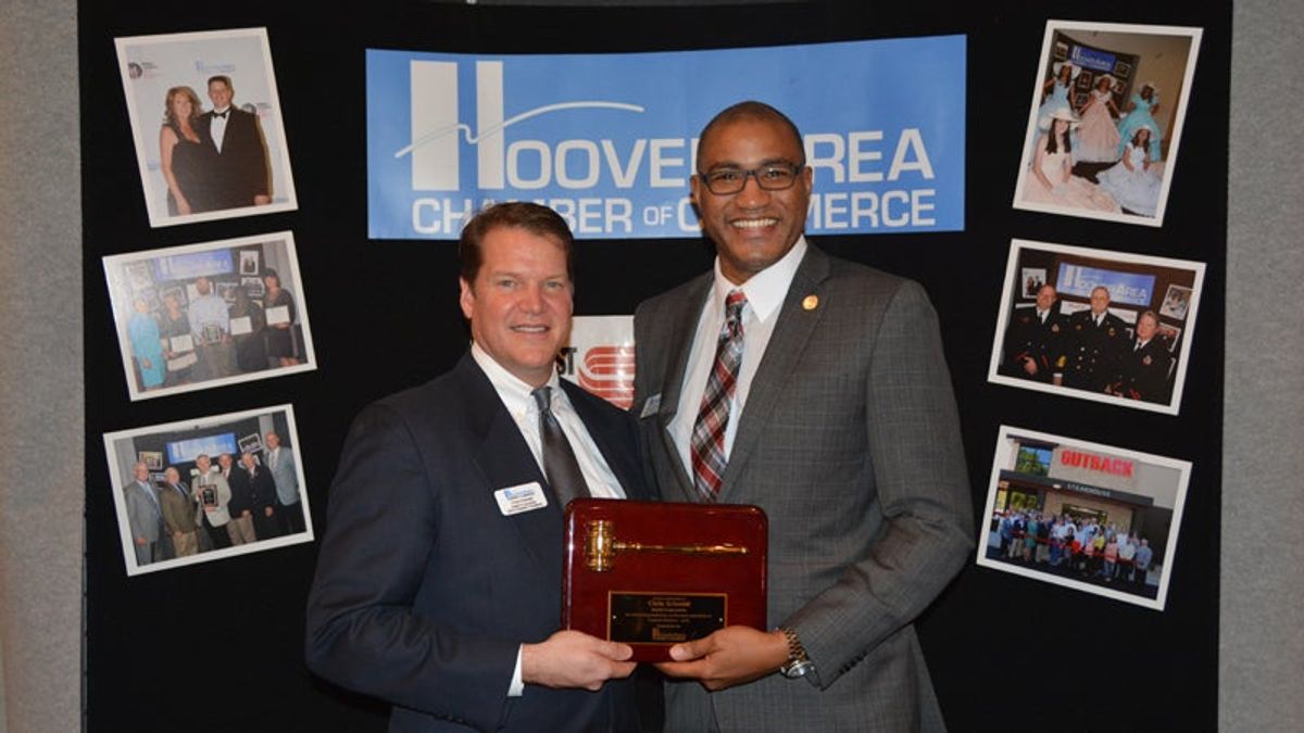 Hoover Chamber hands out annual awards