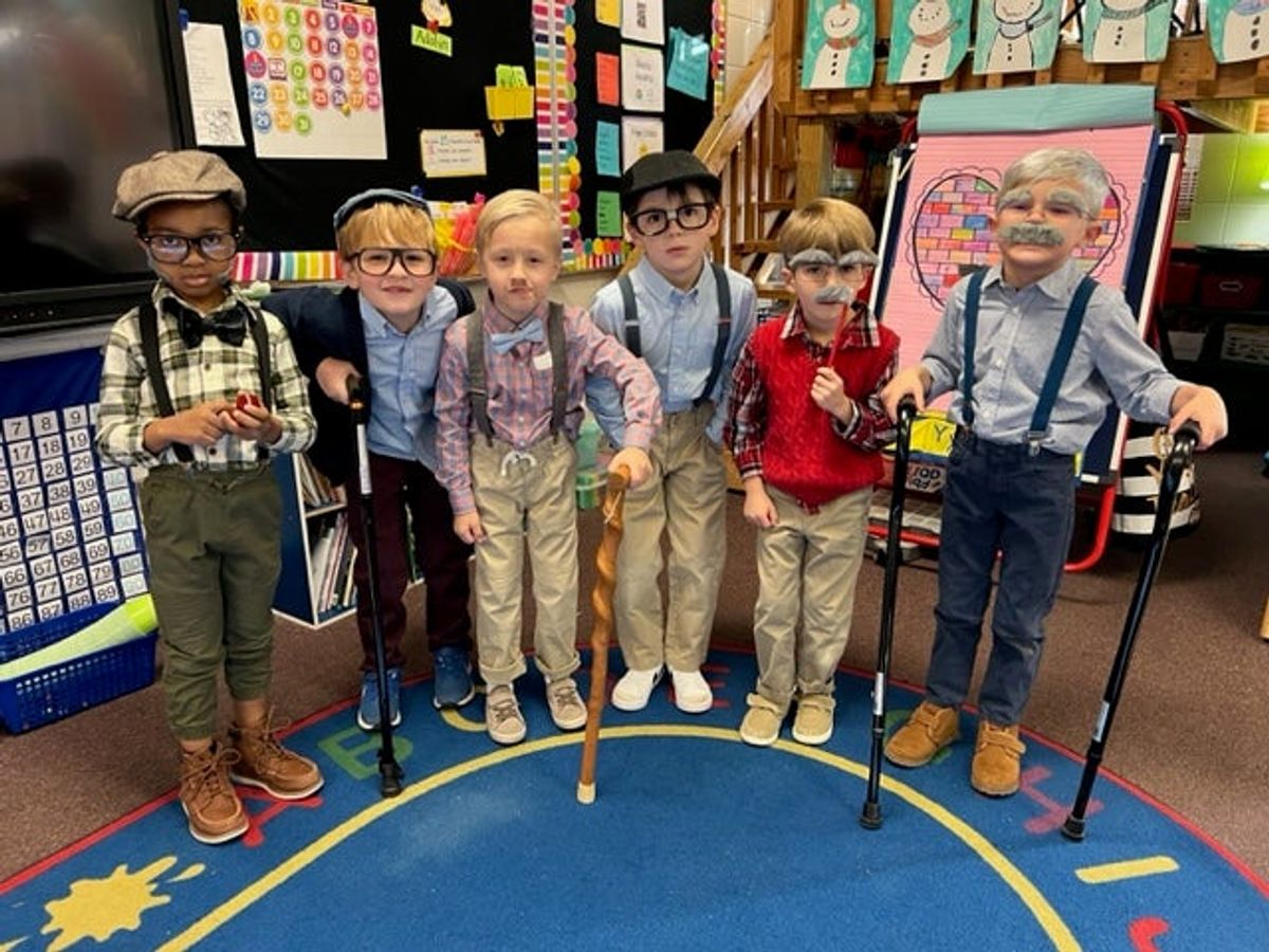Helena Elementary School celebrates 100 days of school
