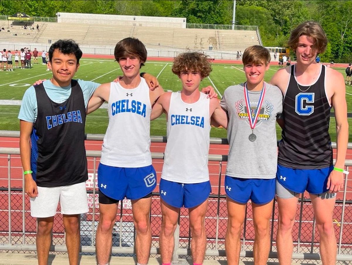 Oak Mountain, Chelsea, Spain Park, Thompson track and field athletes q...