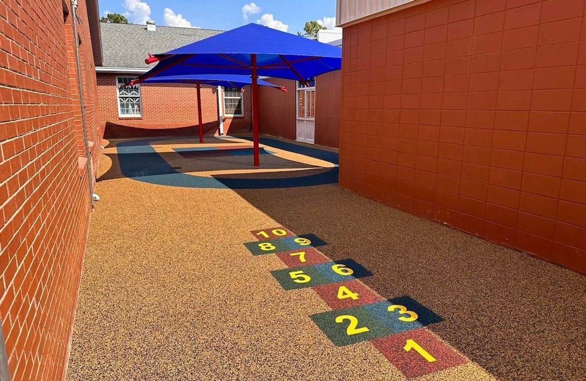Helena Elementary School debuts new multipurpose play area