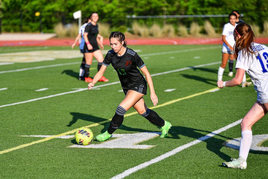 Pelham girls soccer looks to build on continuity, leadership in second...