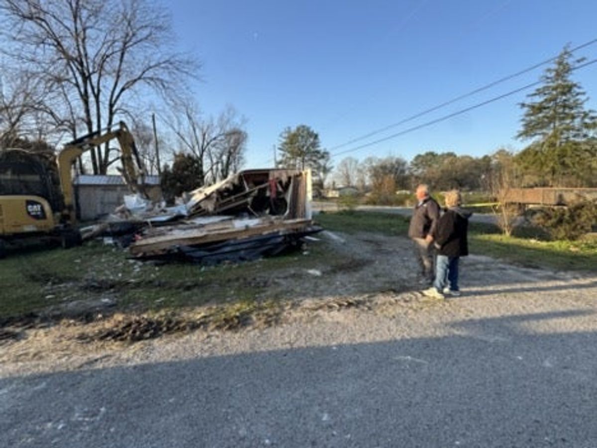Calera Main Street, council members assist in storm cleanup effort