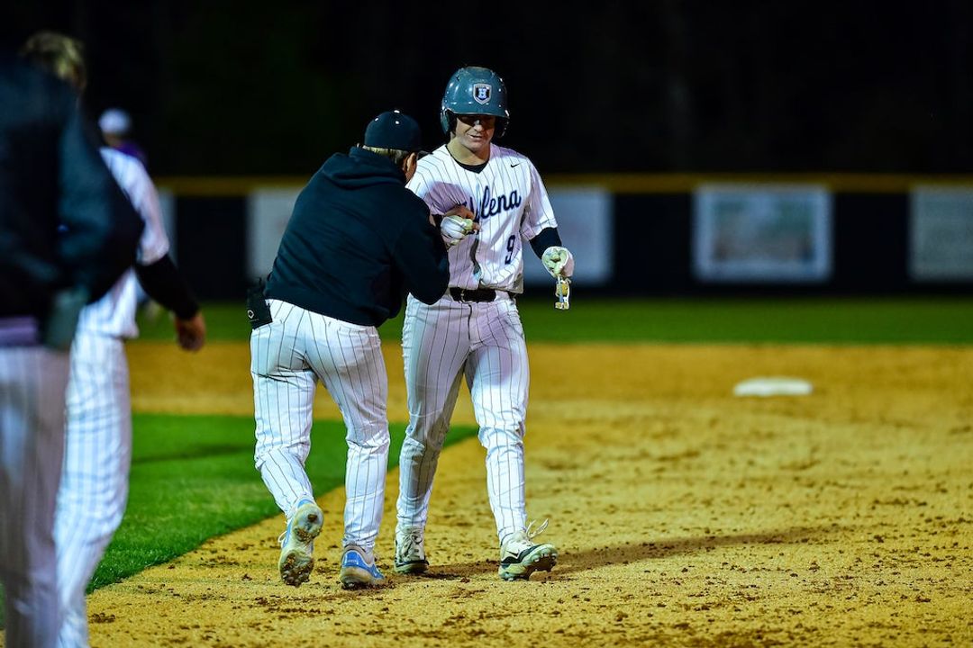 Helena ends Calera's perfect season before late surge to beat Oak Grov...