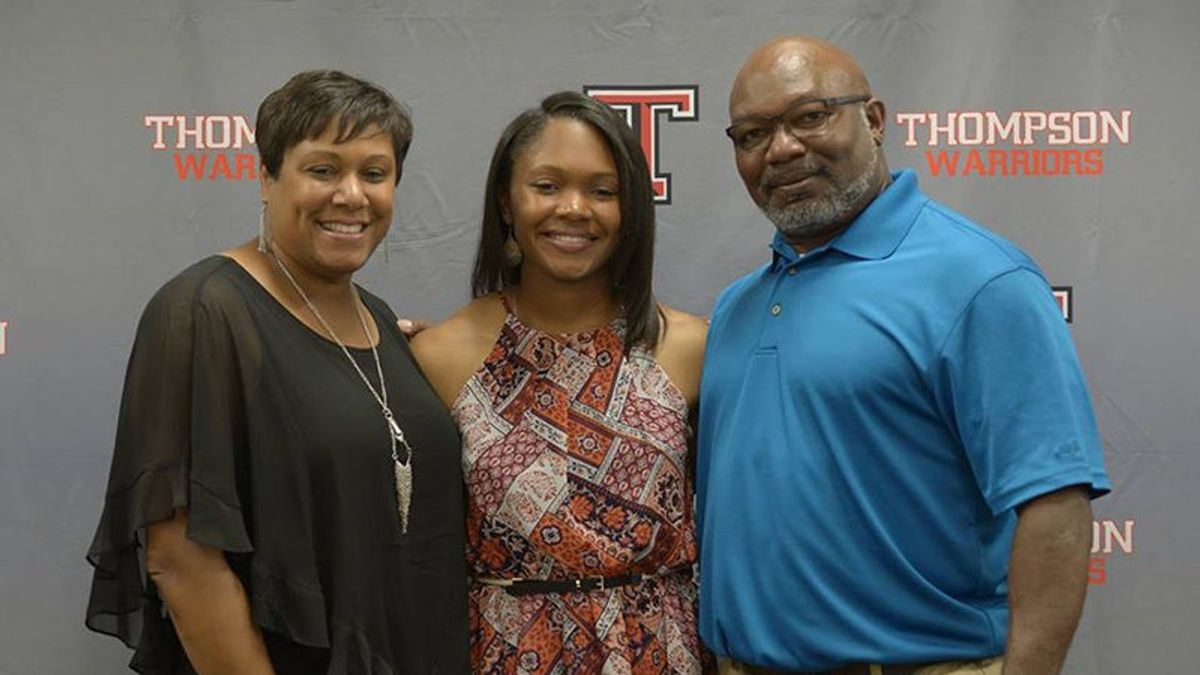 Thompson's Dancy signs with Mercer