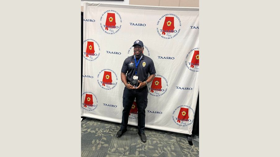 CPD’s Brandon Allen presented with Above the Call of Duty Aw...