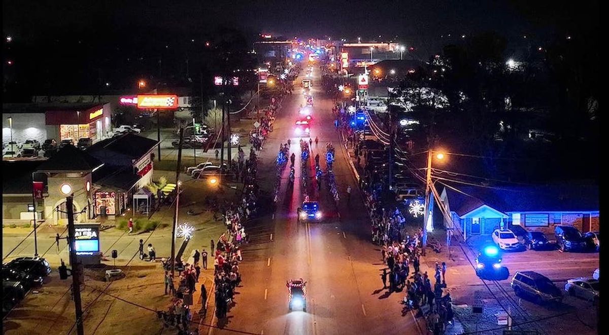 Calera Christmas Parade sees successful turnout