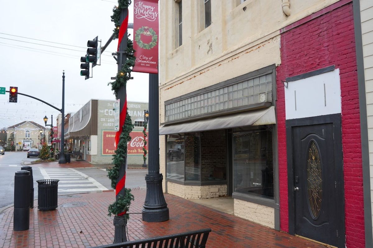 "Cattywampus idea": new lounge, bar to open on Columbiana Ma...