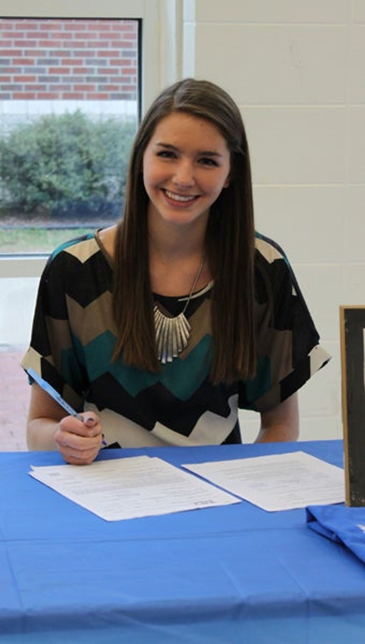 Seitz, Cosgrove sign letters of intent