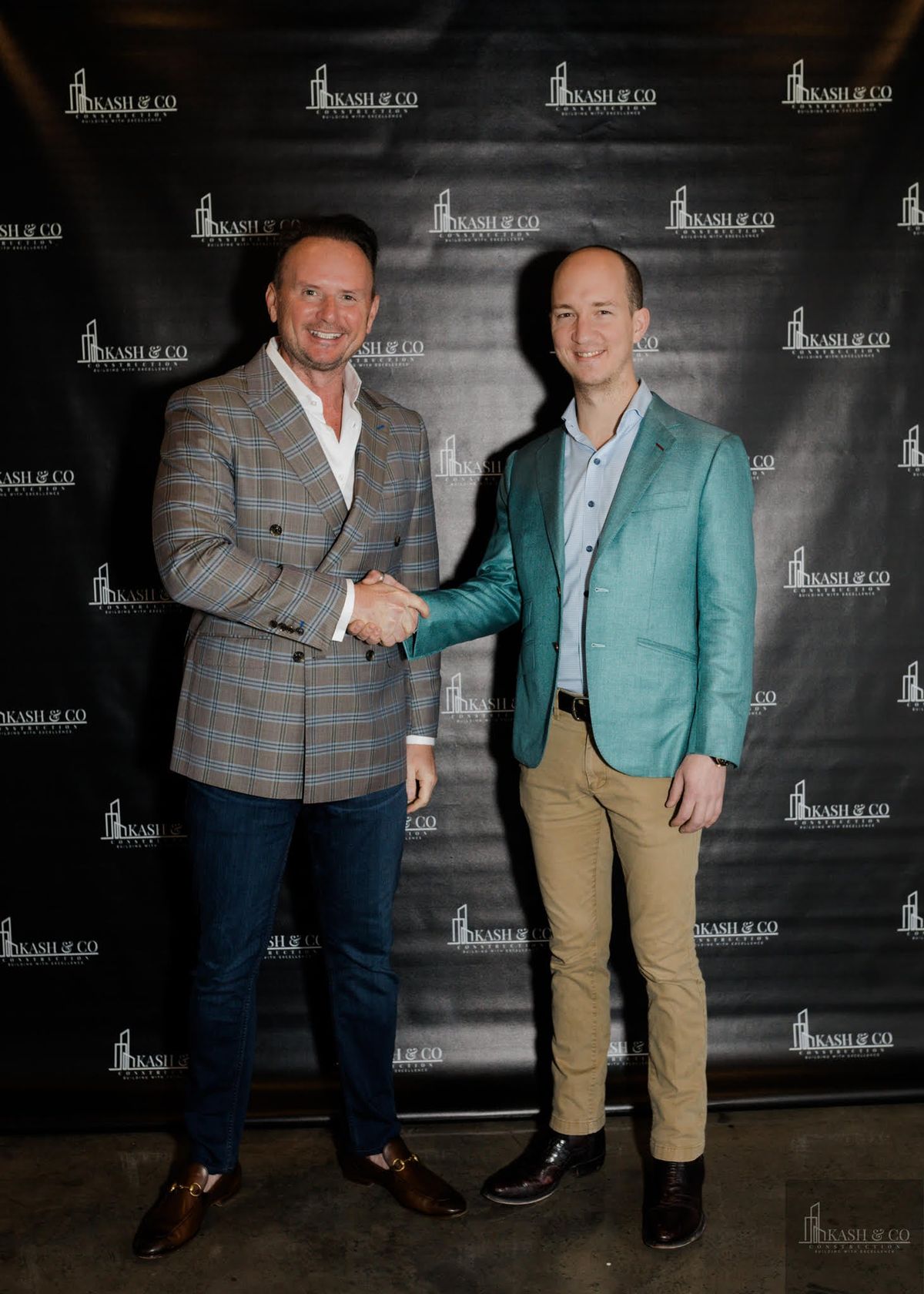 KASH & CO Construction building new Helena Drugs pharmacy location