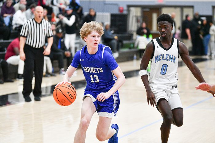 Helena Huskies outlast Chelsea Hornets in defensive battle, earn area ...