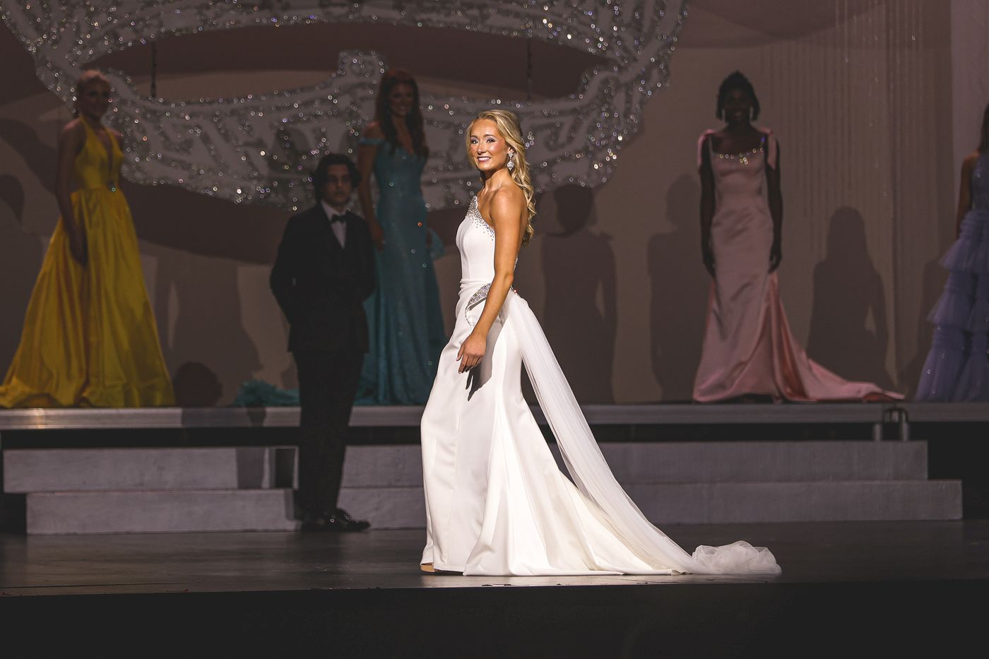 Oak Mountain's Grier Feldman crowned Miss Alabama's Teen 2026